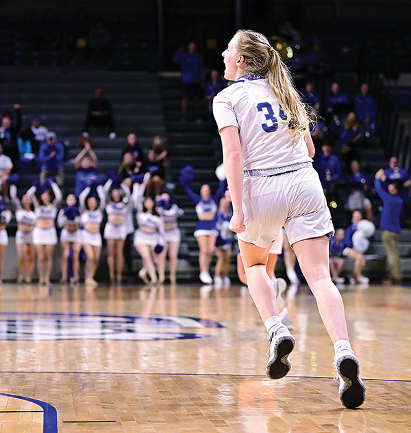 Drake pulls the trifecta over UNI | News, Sports, Jobs - Times Republican